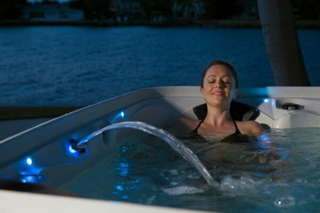 Dream Maker Spa 2500S | HOT TUBS | Our Products | JC Pools and SPAs